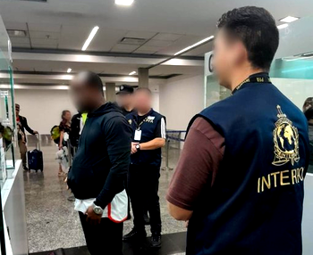 Maritime counter terrorism training: Navy 's SBS operatives hailed for ...