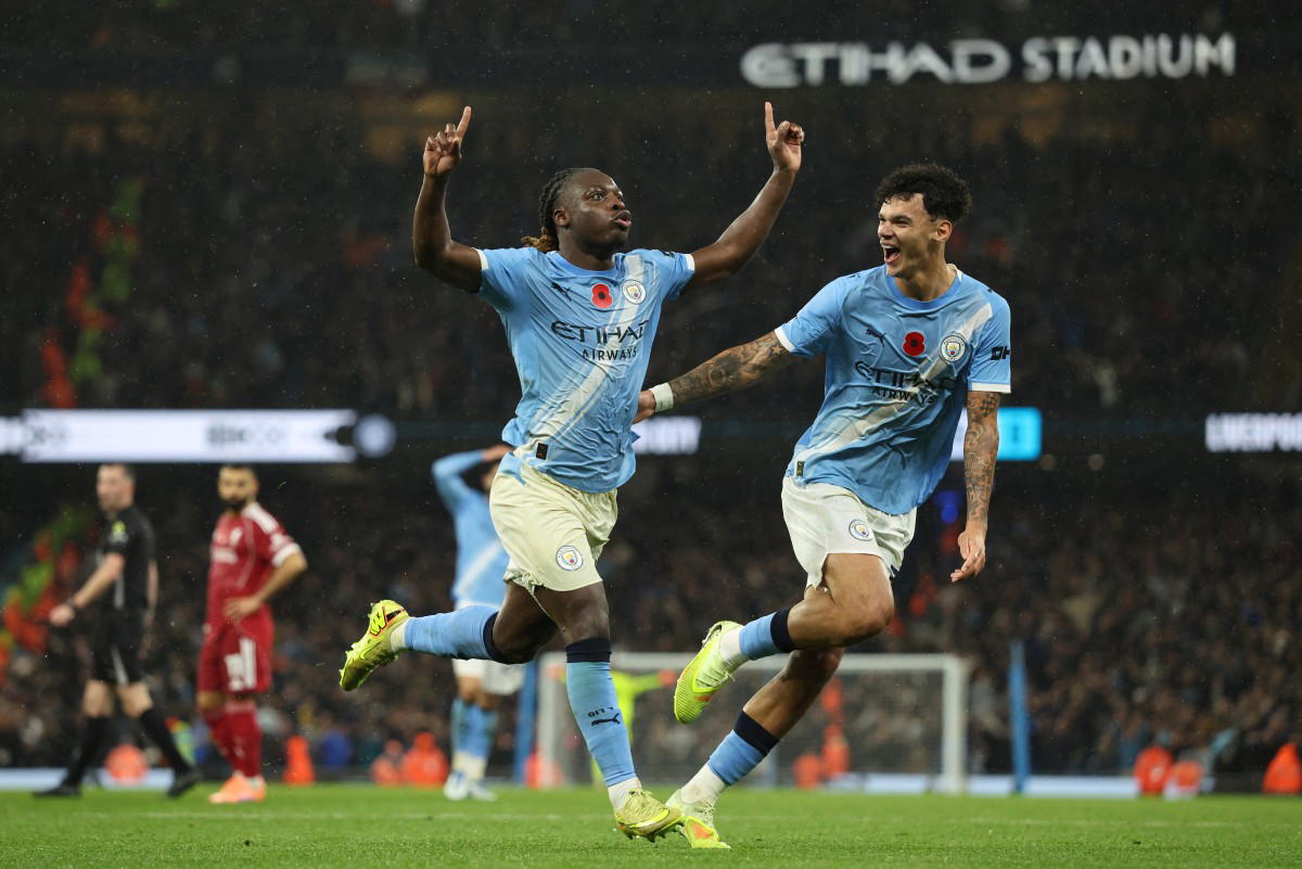 Man City crush Liverpool 3-0 to close in on leaders Arsenal - Vanguard News