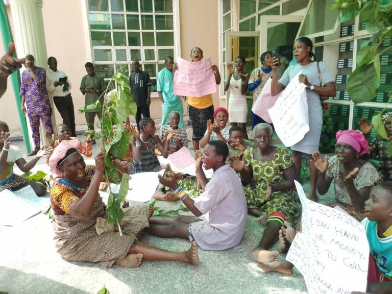 Ondo communities protest alleged delay in disbursement of N400m relief ...