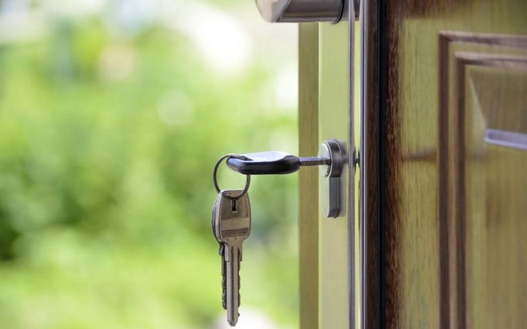 Crushing economy: Landlords devise group renting methods to make more ...