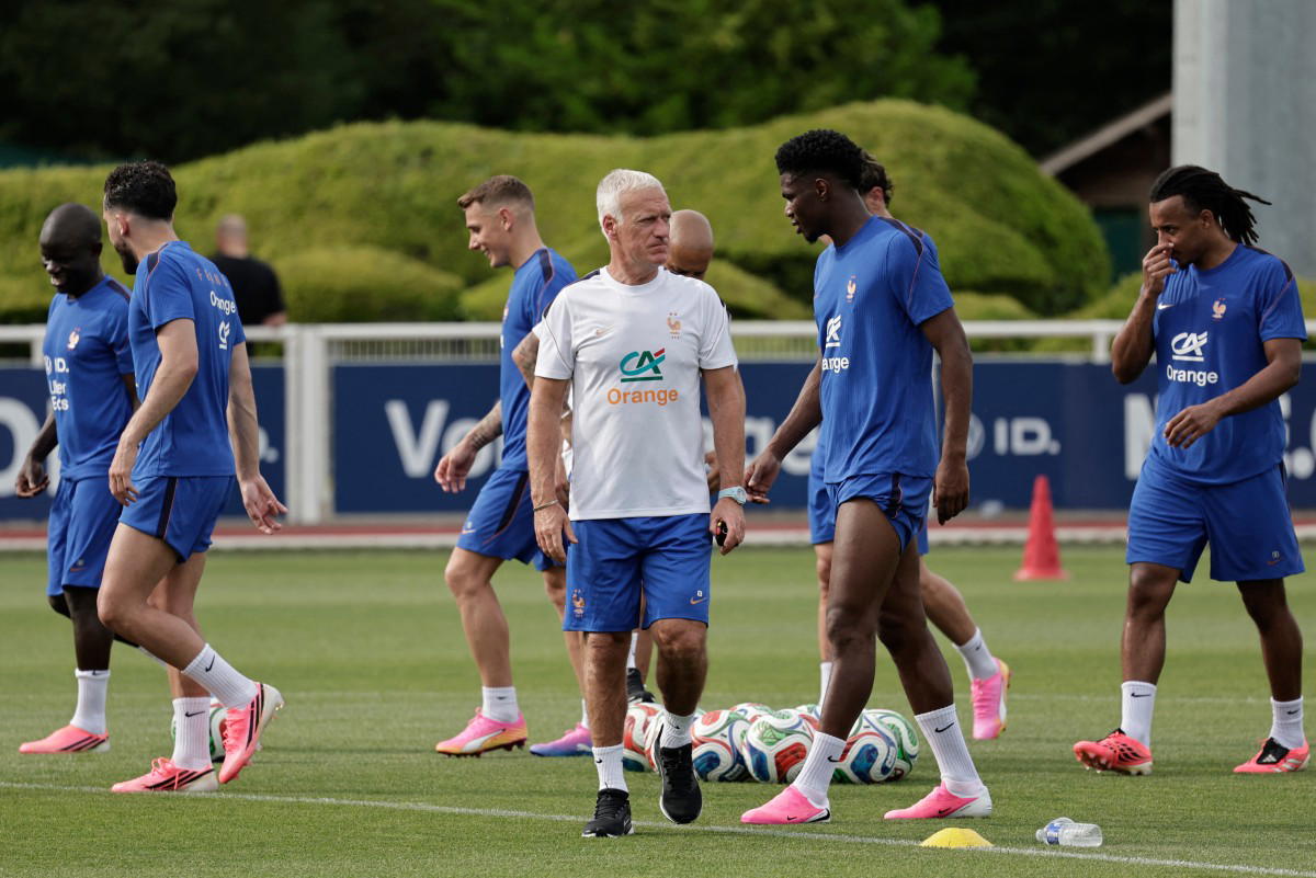 France coach Deschamps guards against World Cup over-confidence ...